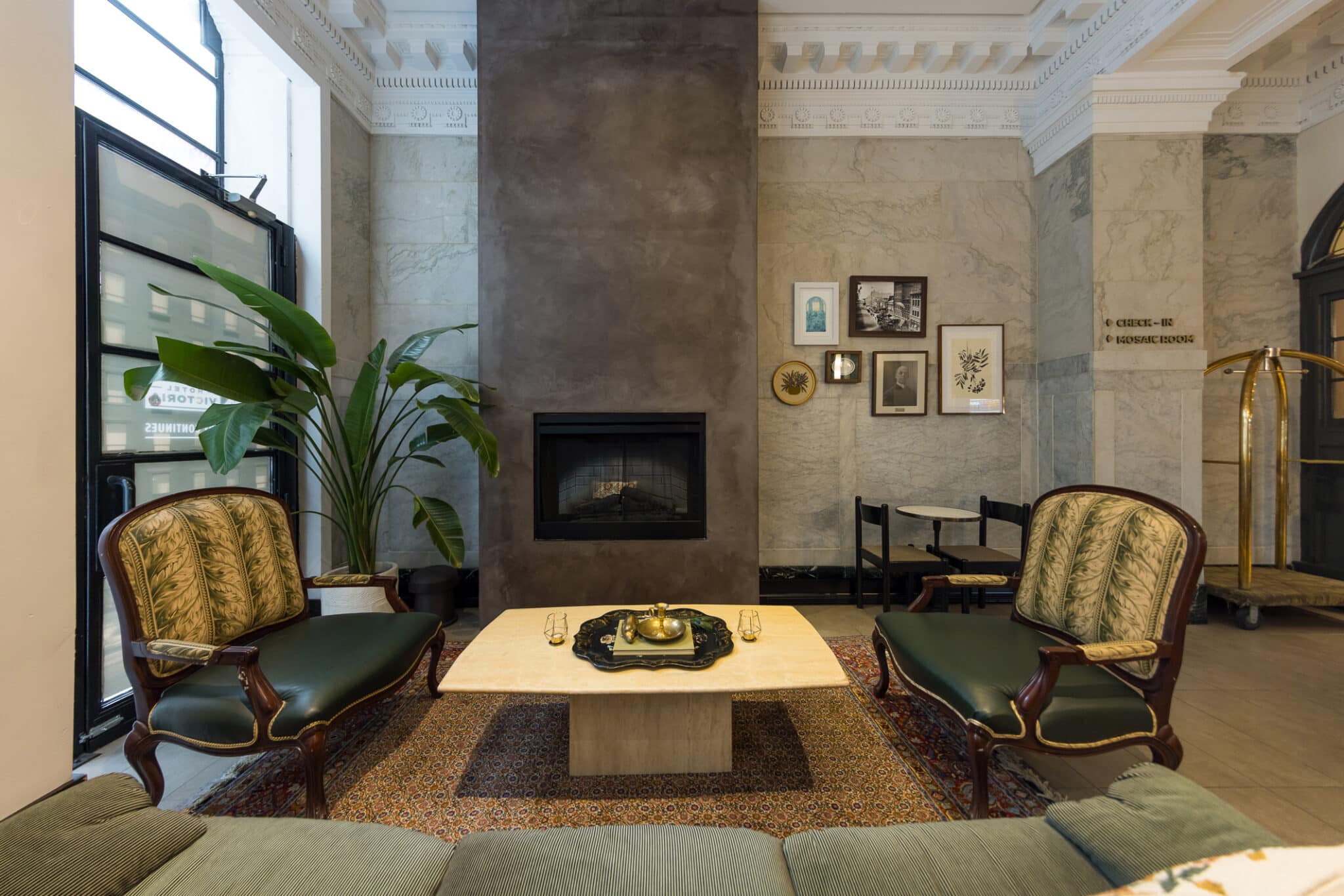 Hotel Victoria Toronto - Silver Hotel Group