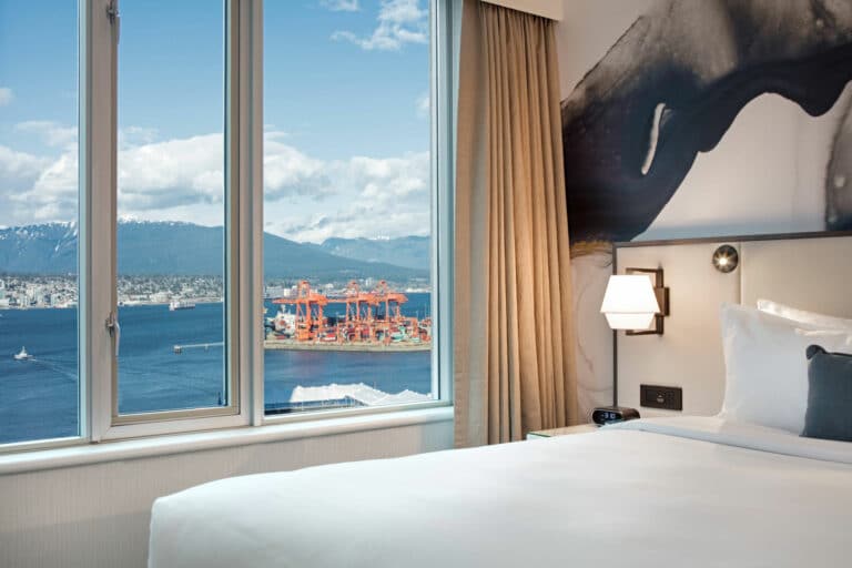 Delta Hotels Vancouver Downtown Suites - Silver Hotel Group